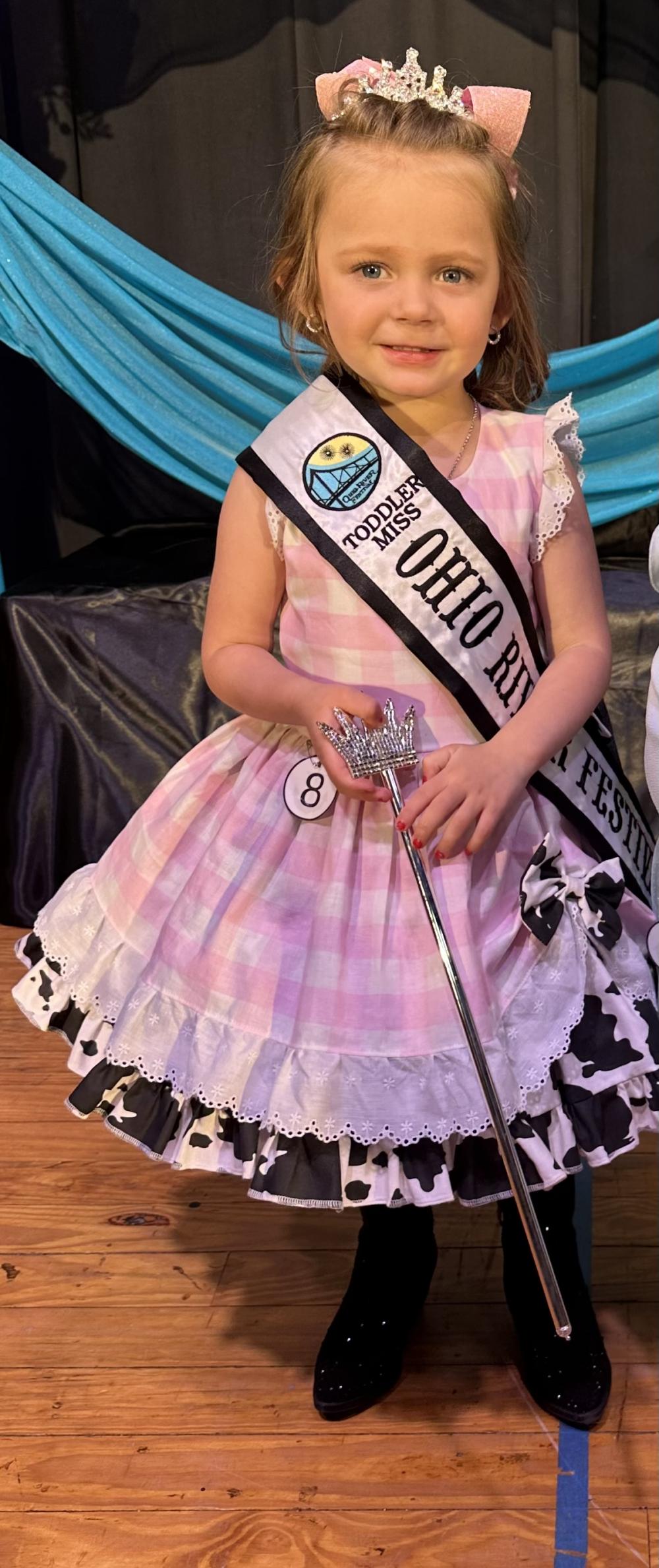 Ohio River Festival Crowns Royalty 2024 | Ravenswood West Virginia