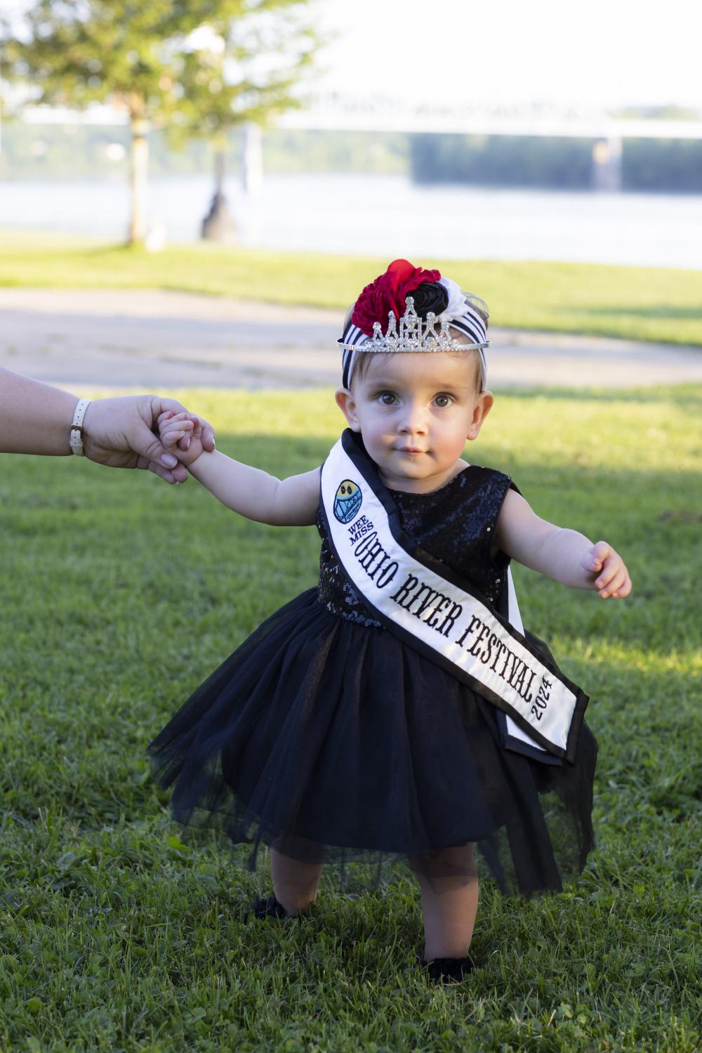 Ohio River Festival Crowns Royalty 2024 | Ravenswood West Virginia